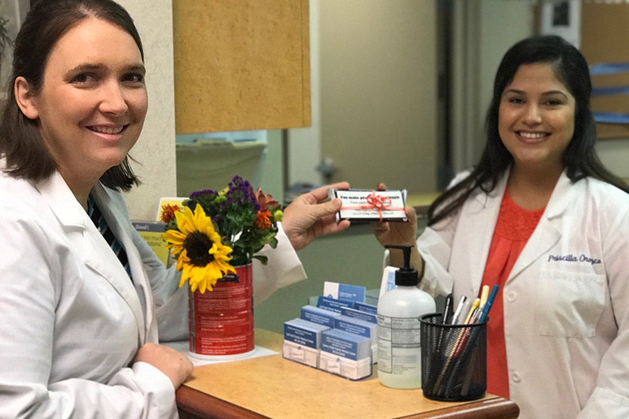 Pharmacy students’ flu shot efforts named No. 1 in the nation ...