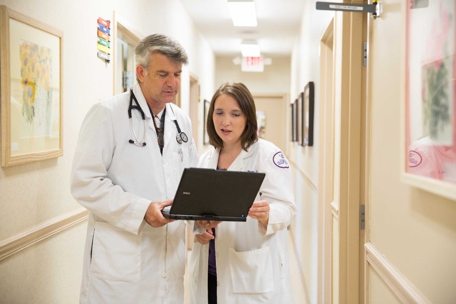 Pharmacy students, professor awarded as ‘Noble Neighbor’ | Lipscomb ...