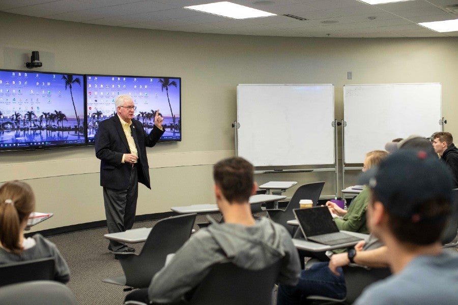 Real-world business acumen delivered inside the classroom | Lipscomb ...