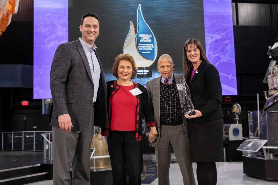 Ray and Libby Jones receive university’s first Shining Light Award ...