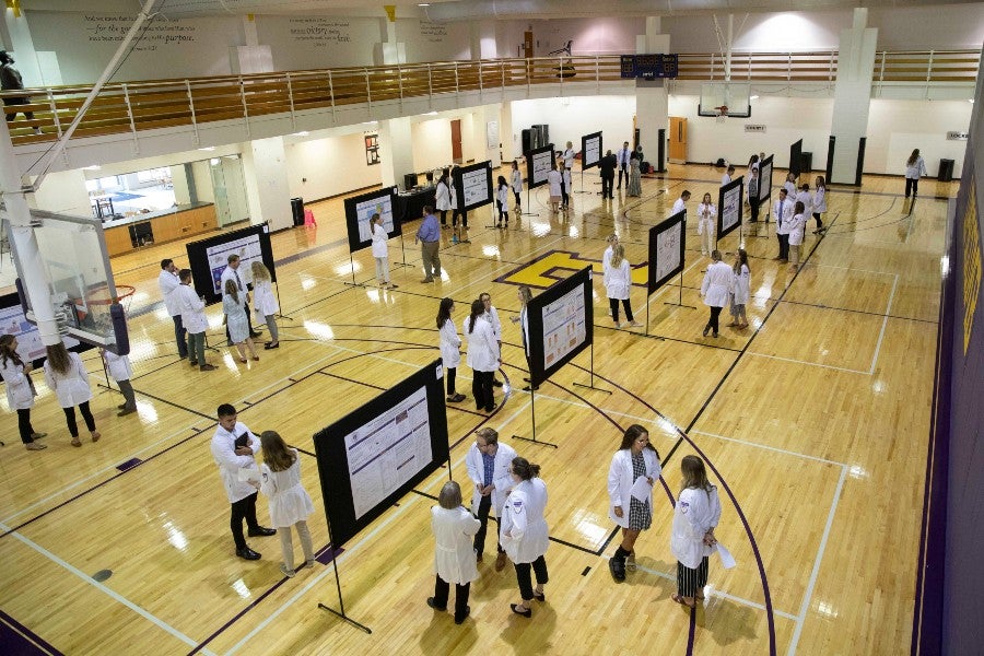 Forty-six students participate in annual PA Scholar Day | Lipscomb ...