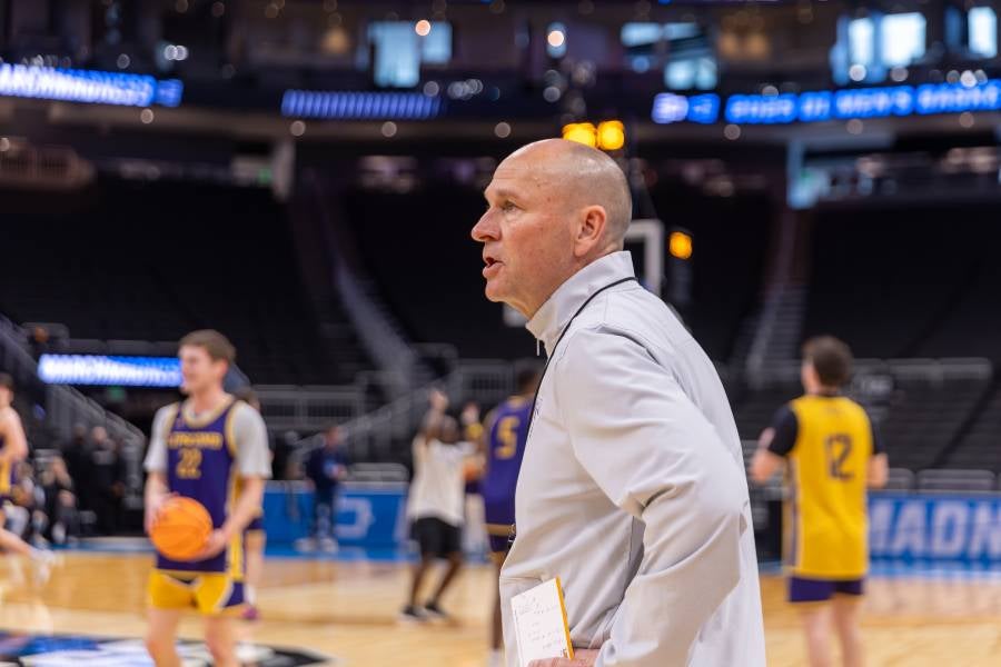 Acuff steps down as head coach of the Lipscomb University men’s ...